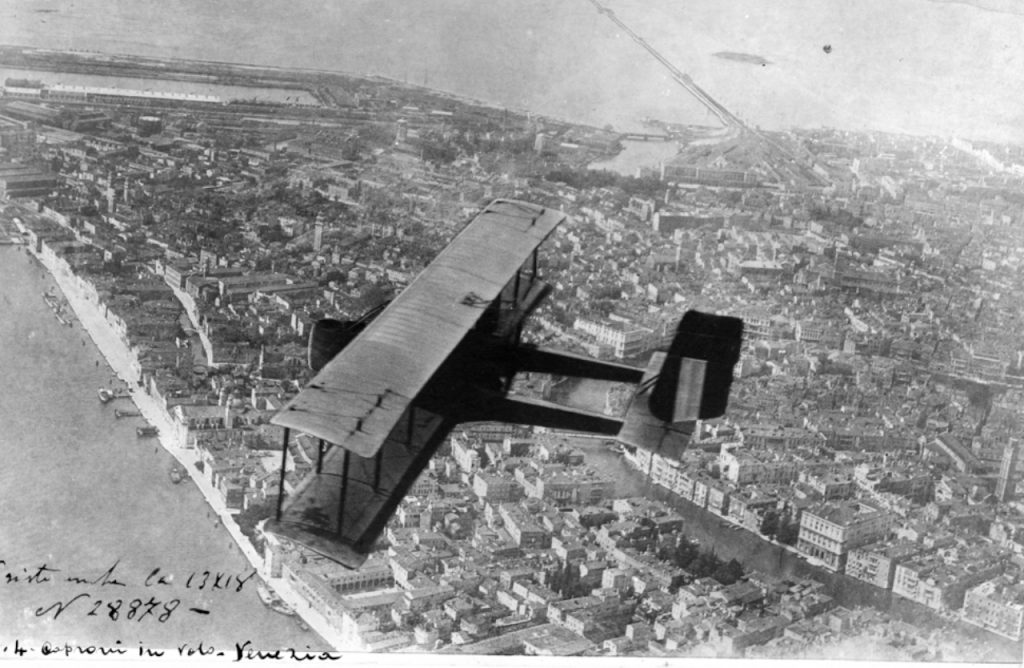 Caproni Ca.33 - Aeronautica Militare