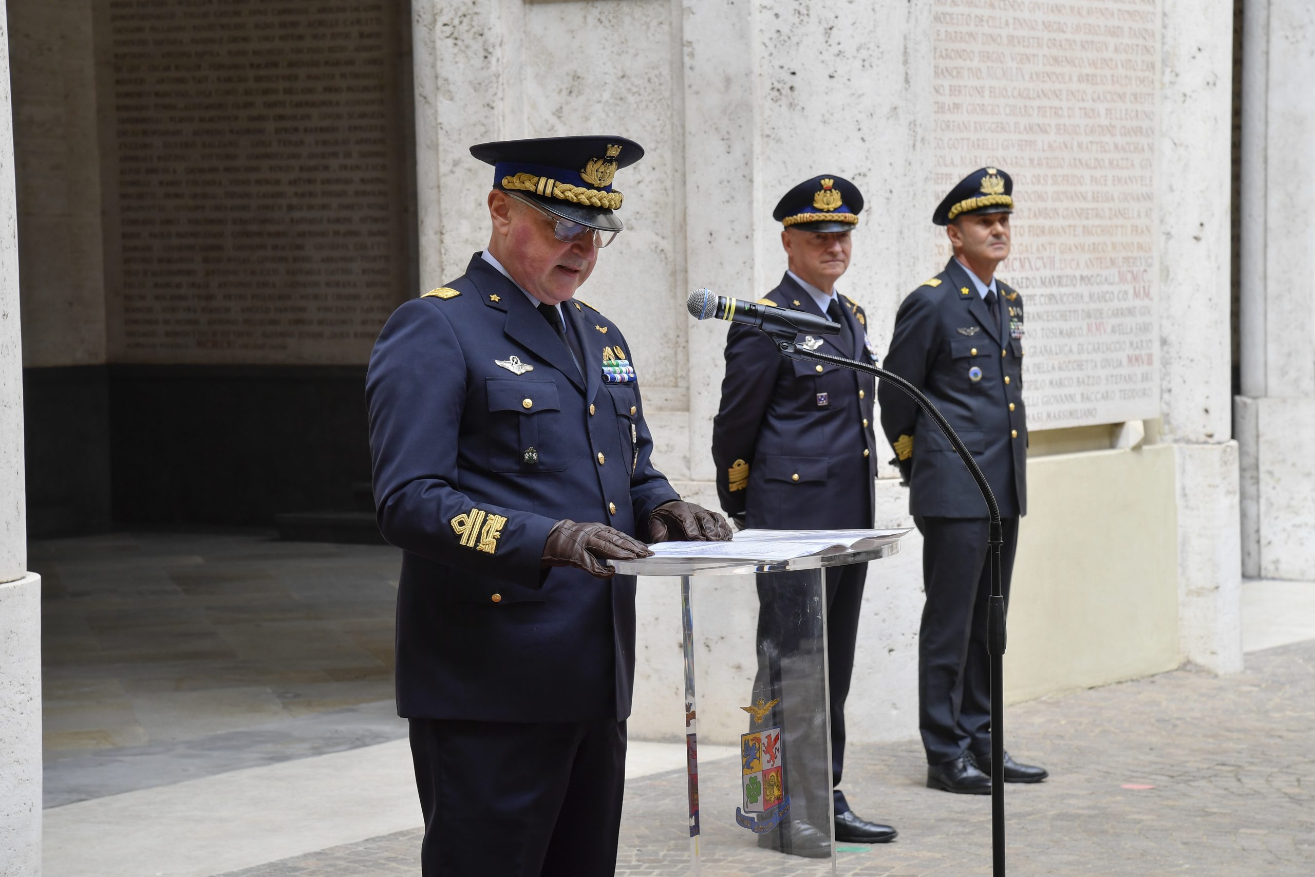 Il Generale Vestito nuovo Direttore della Direzione per l'Impiego del ...
